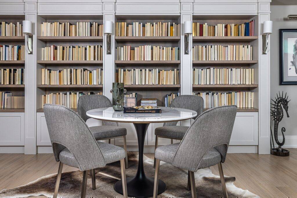 Project Roxy - Niche Decor