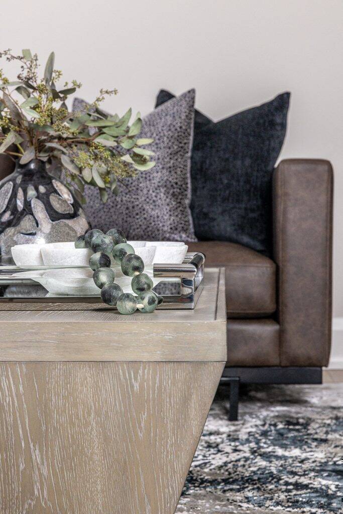 Project Roxy - Niche Decor