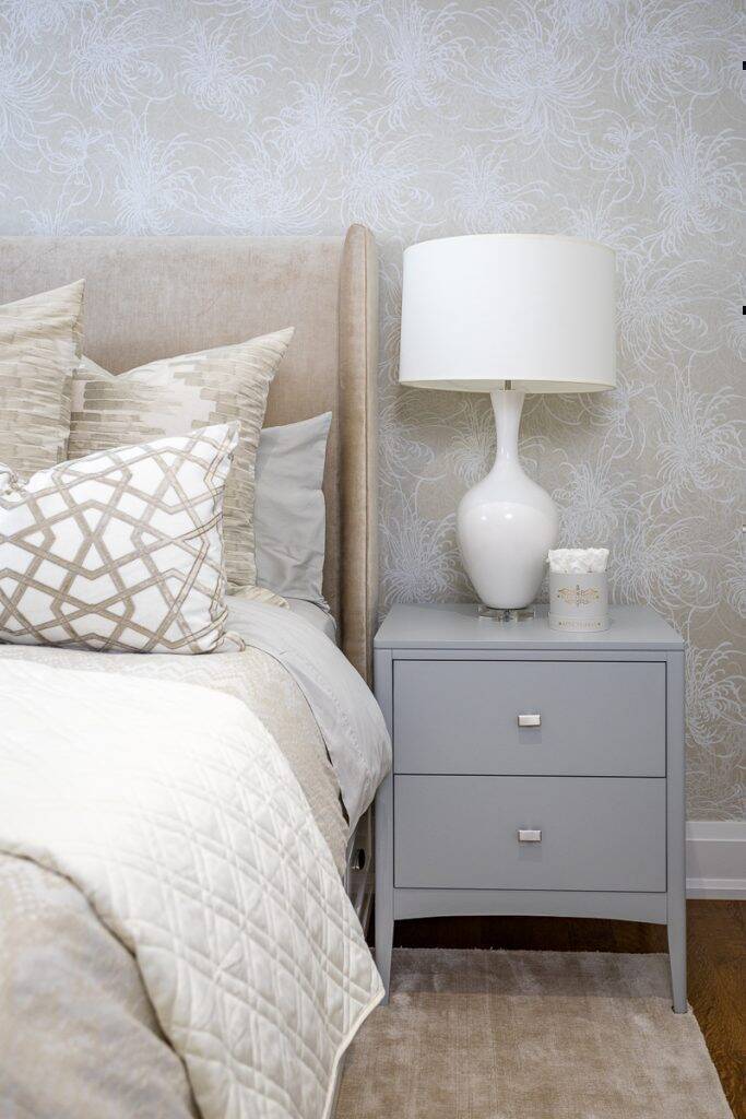 Project Roxy - Niche Decor