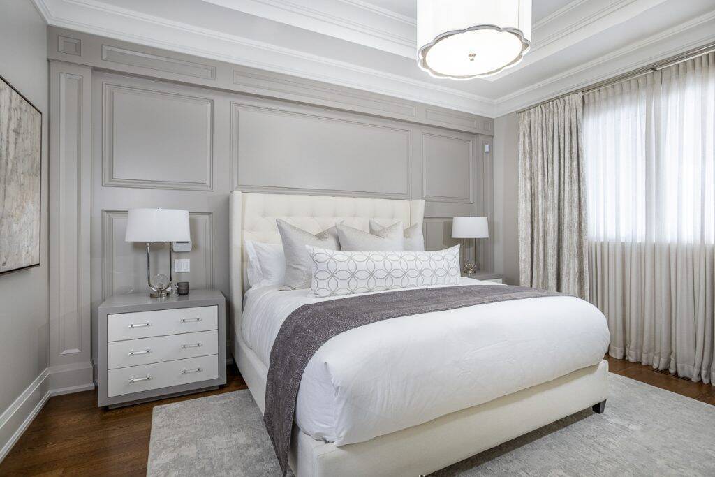 Project Roxy - Niche Decor